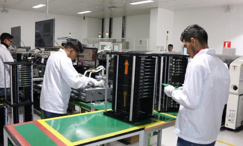 Fábrica do Ramo de Eletroeletrônico no Pólo Industrial de Manaus ...